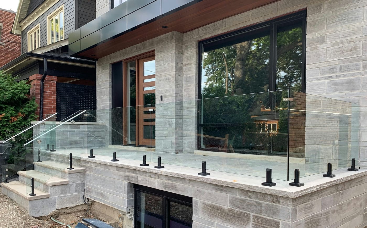 Exploring Glass Railing Systems: Clamps, Standoffs, and Channels